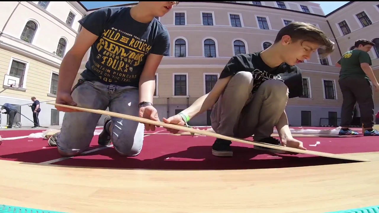 JZsUK Udvari Bál – előkészületek, 2017 - YouTube