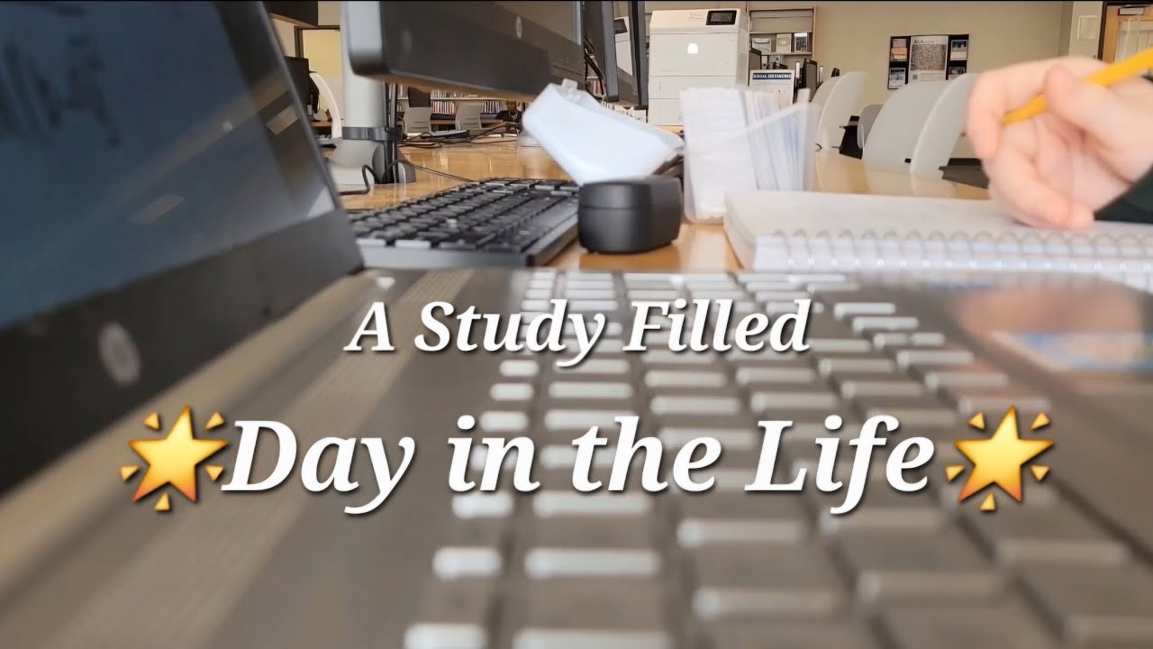 A Day in the Life of a Slightly Overworked College Student ️ - YouTube