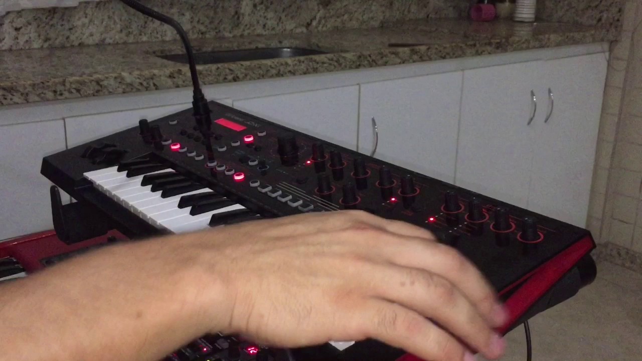 Roland JDXI - 24k Magic - YouTube