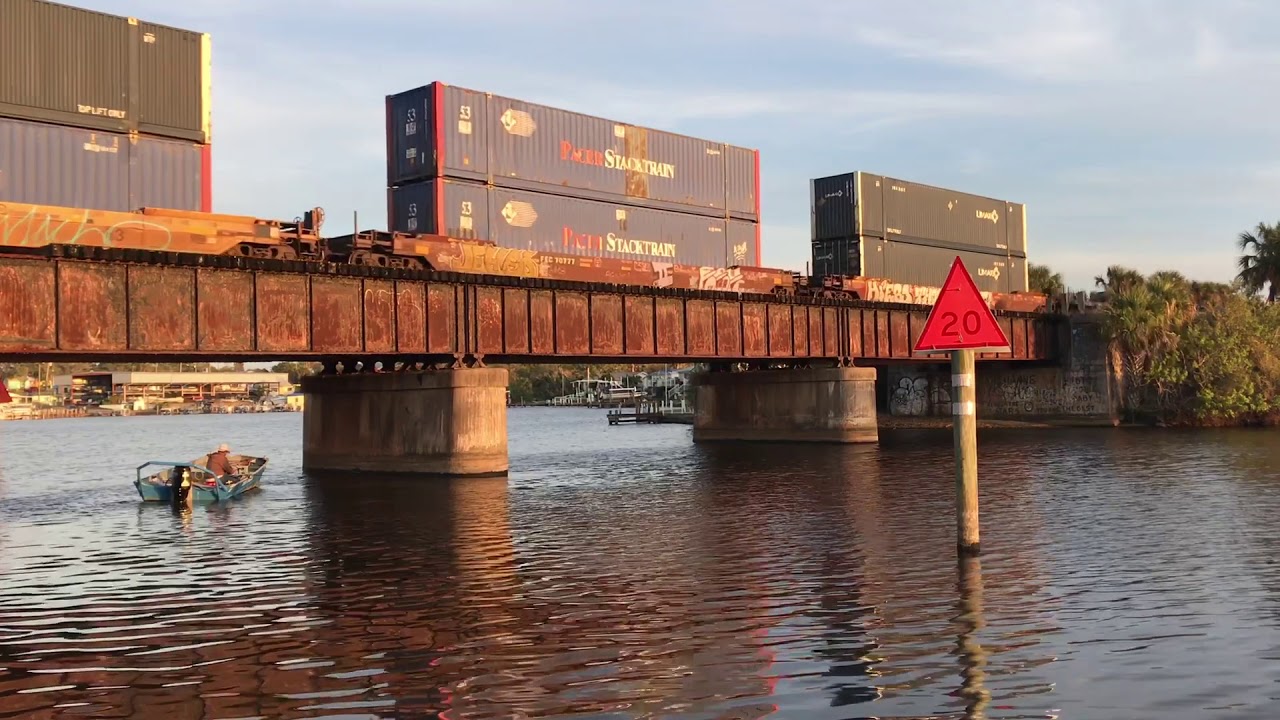 FEC TRAIN 202#3589@5:29pm Location Turkey Creek - YouTube