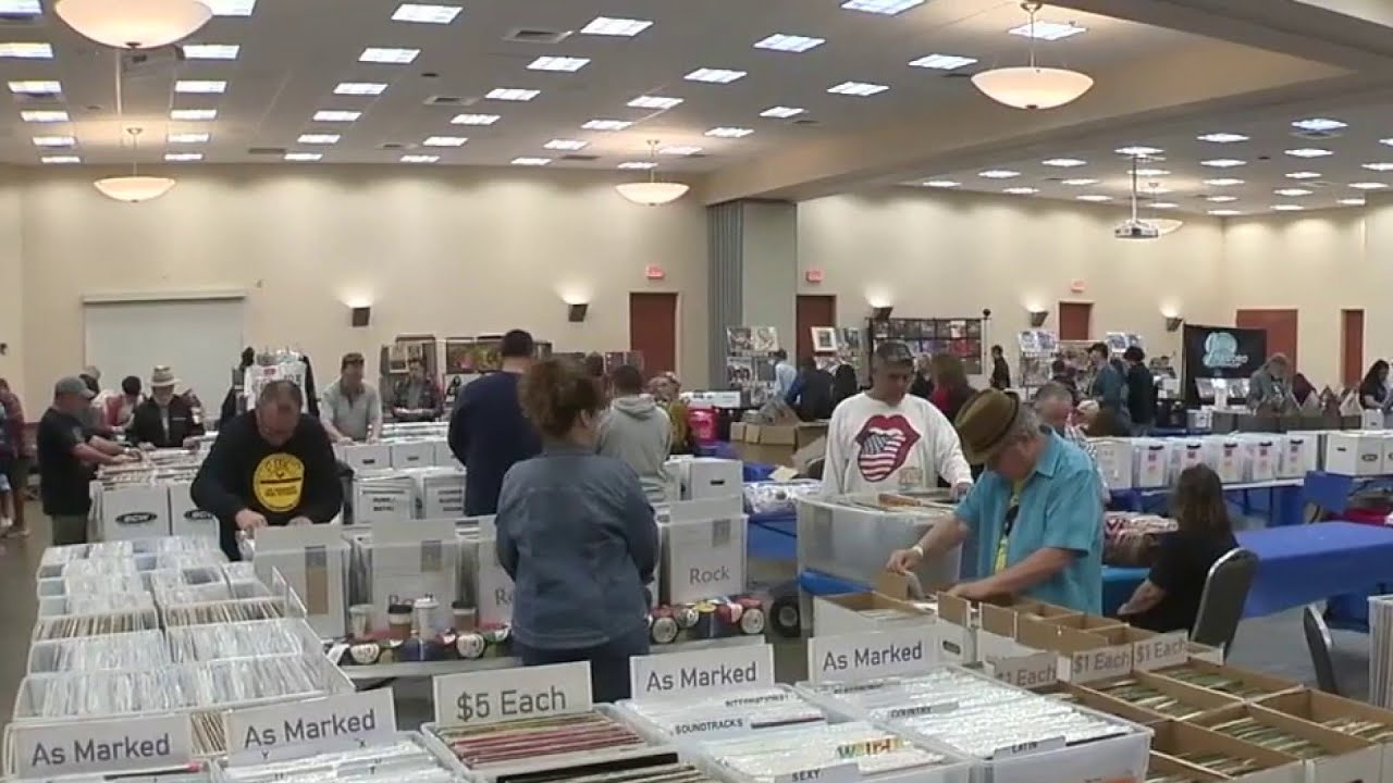 Vinyl Record Show of San Antonio draws large crowd this year - YouTube