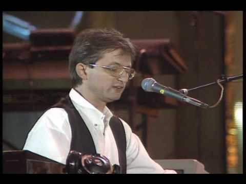 Doru Caplescu - Asteptand un tren (live Brasov) - YouTube