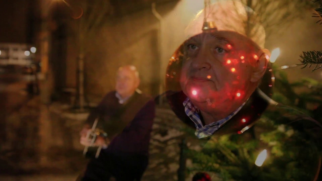 Hometown Christmastree by Wolfgang Stiller (Album VITA) Video:Kim Prill ...