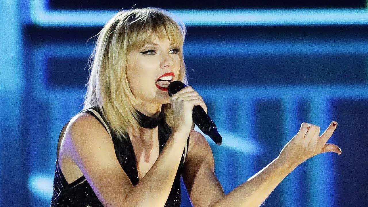 Taylor Swift Disses Harry Styles In New Rap Song 'Ready For It?' - YouTube