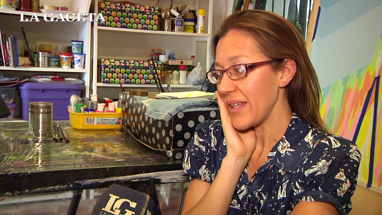 Ana Benedetti: paisajes inquietantes de la intimidad - YouTube