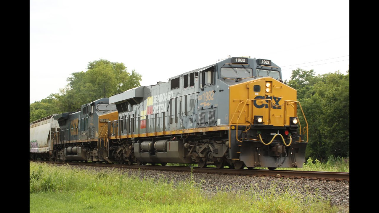 CSX 1982 Seaboard System Heritage Unit In Carlisle Ohio On A Awesome ...