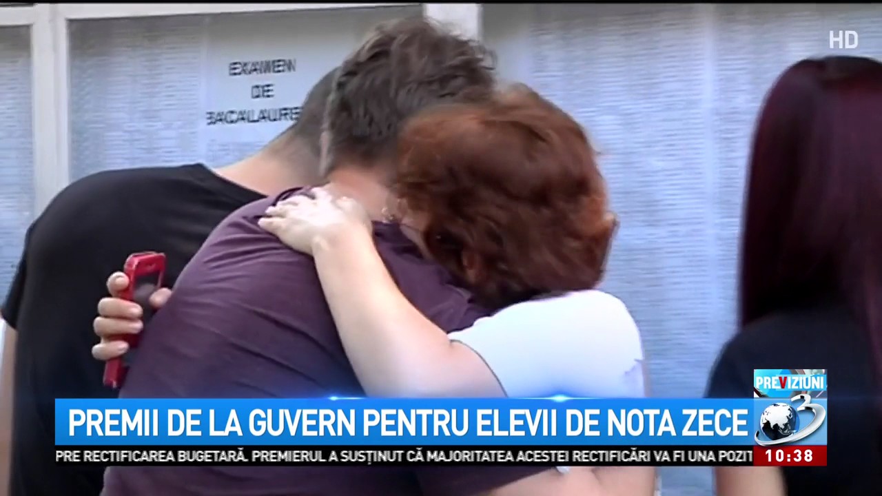 Premii de la Guvern pentru elevii de nota zece - YouTube