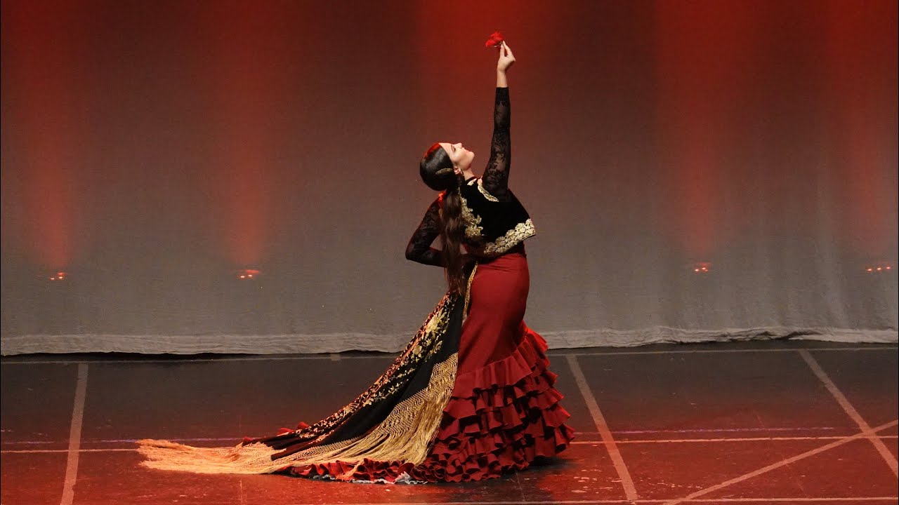 'Madrecita'.Israel Fernández. Interpretado por María Elena Lorente ...