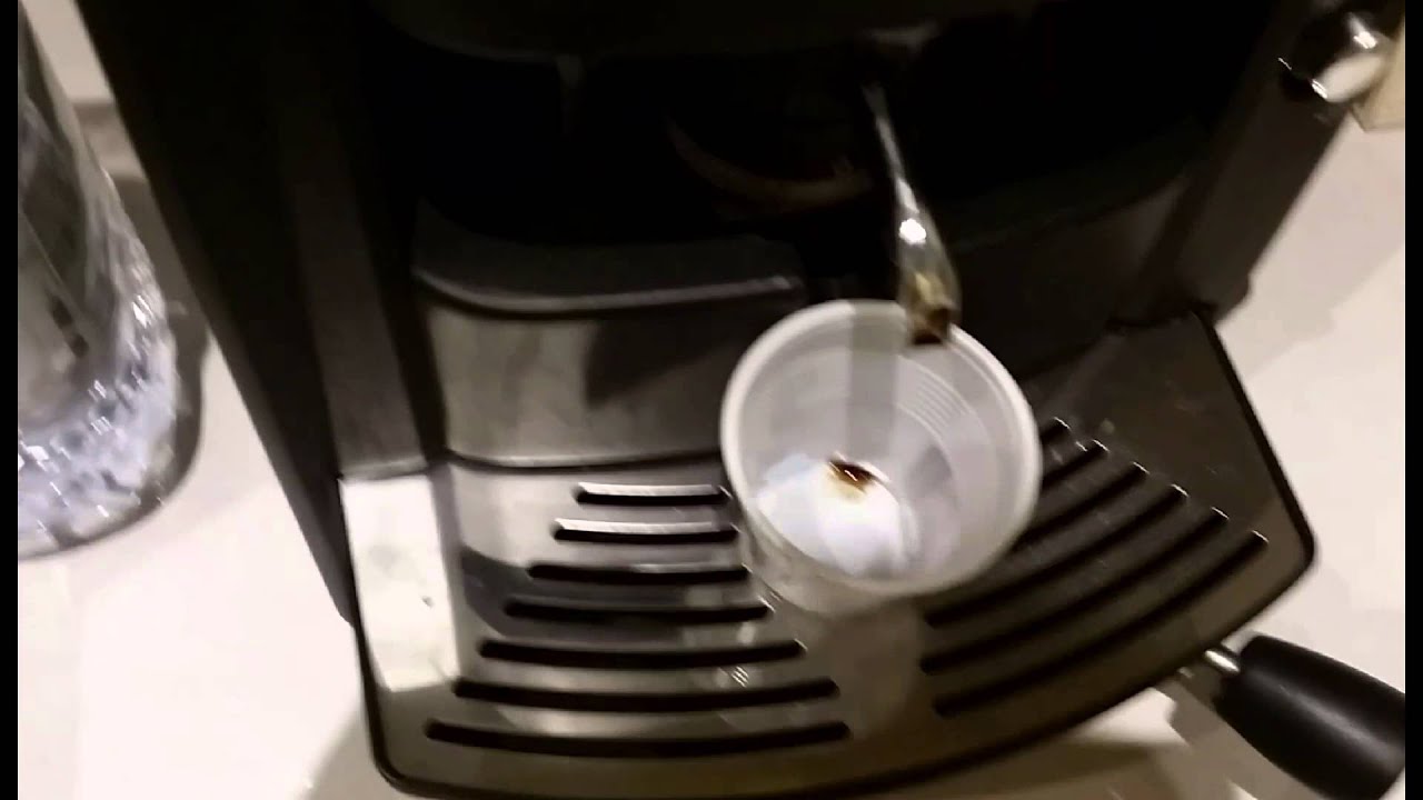 Tutorial Come preparare il caffè con la cialda - YouTube