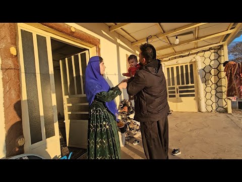 After the trip, Hojjat returned home to Farzaneh and her daughter.