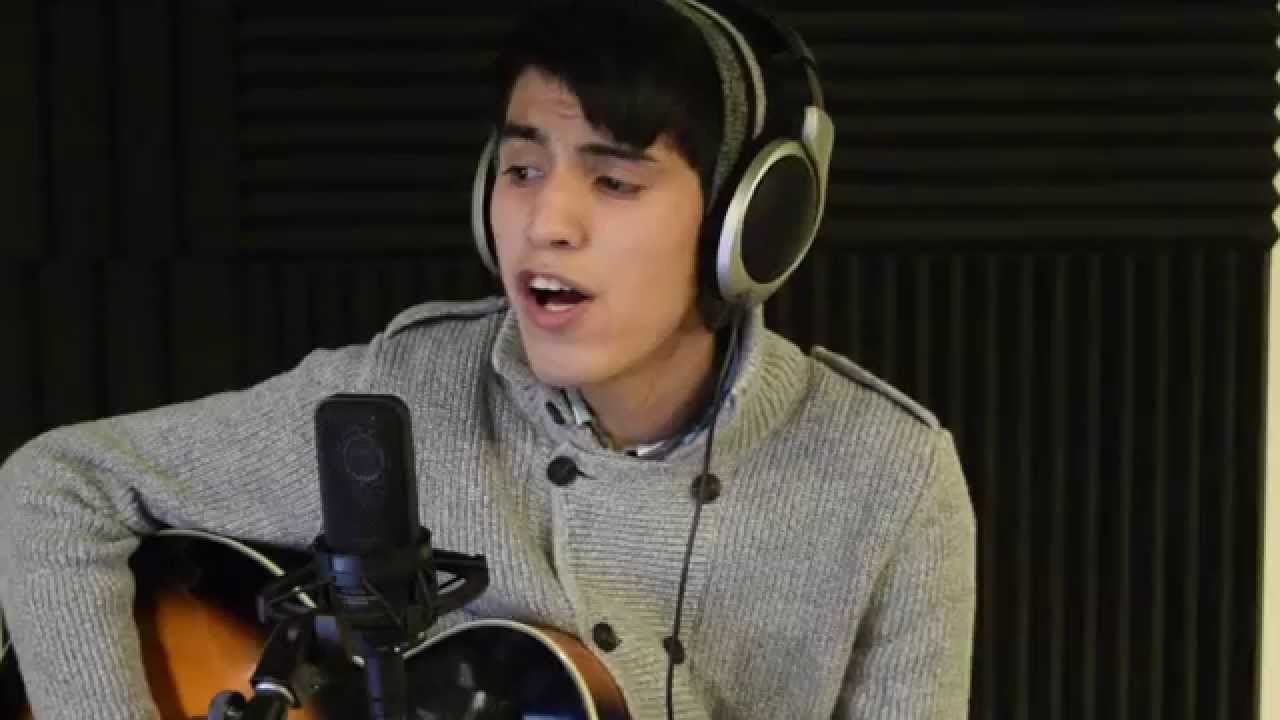 Hallelujah Cover By Alex Tello - YouTube