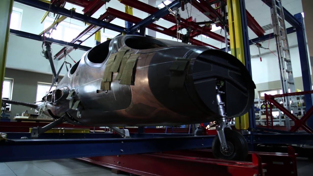 #WAT_Flaris_innovative_Polish_jet_aircraft - YouTube