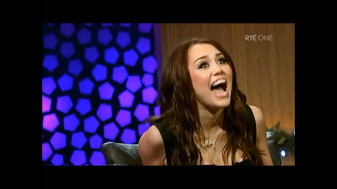 Miley Cyrus Screams - YouTube