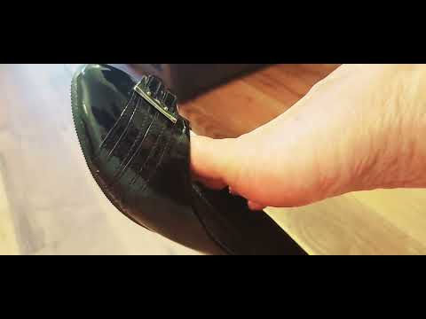 flats dangling foot fetish sexy arch feet