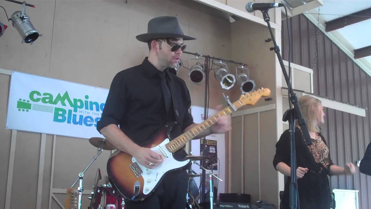 Betty Fox Band live at 2014 Camping with the Blues festival - YouTube