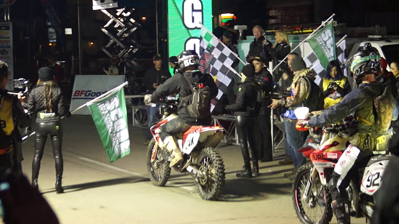 BAJA 1000 MOTORCYCLES 2019 ENSENADA | Moitos Tv - YouTube