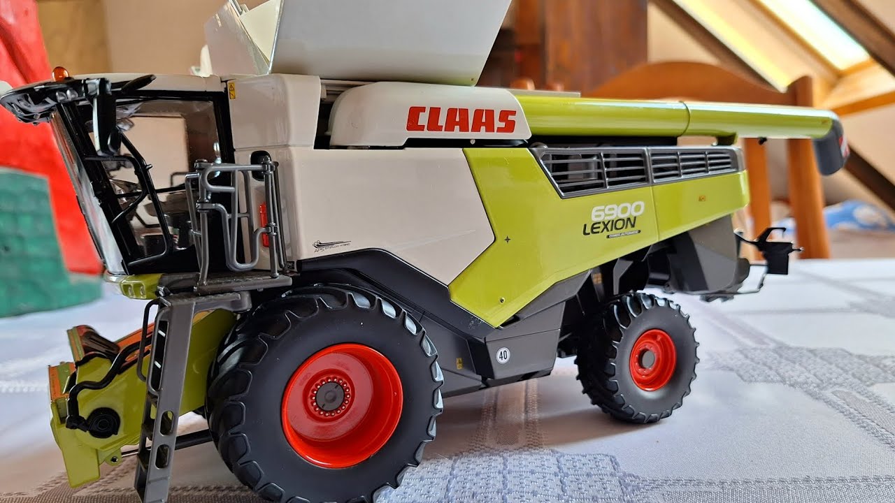 unboxing Claas Lexion 6900 - YouTube
