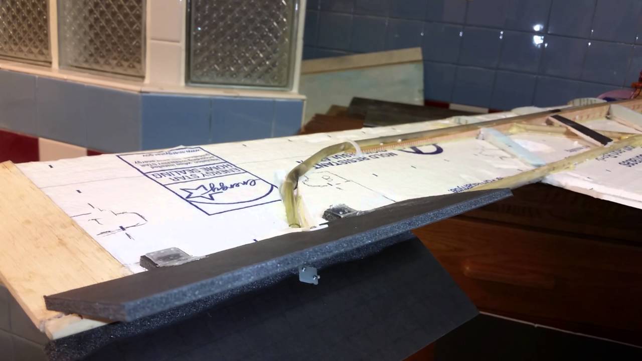 Split drag rudders on a model B 2 bomber - YouTube