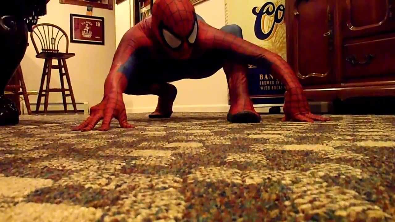 Spiderman Costume Replica Comic Style Ground Posing - YouTube