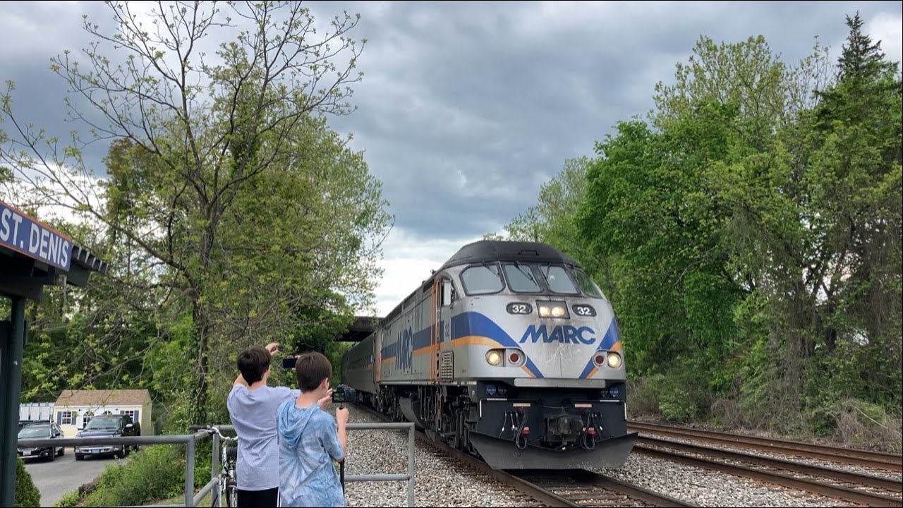 A MARC train with the best crew! - YouTube