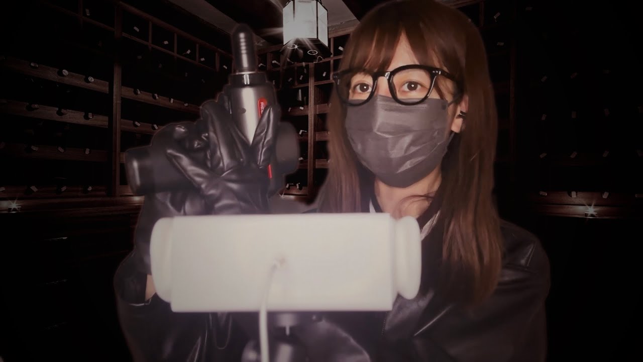 [ASMR] バラクラバ怪盗がマッサージガンくれた / 囁き声 オノマトペ 革手袋 / whispering, massage gun ...