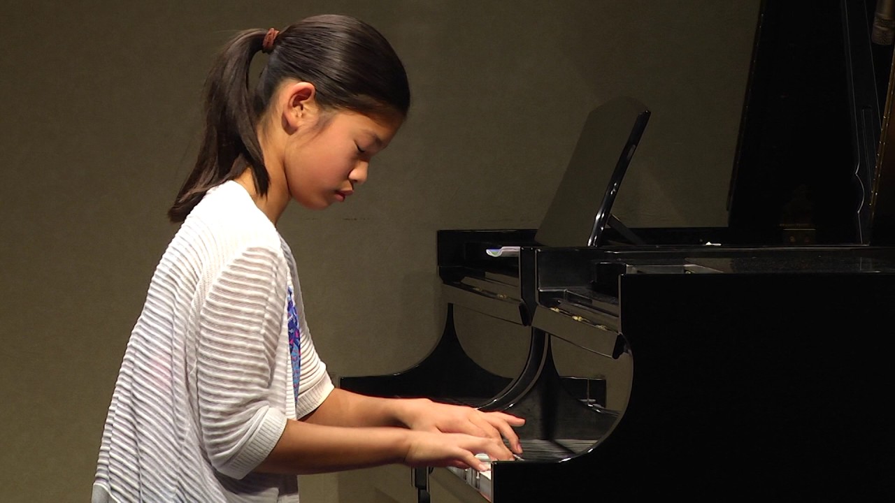 Emma Shao. - Schumann. Echoes from the Theatre - YouTube