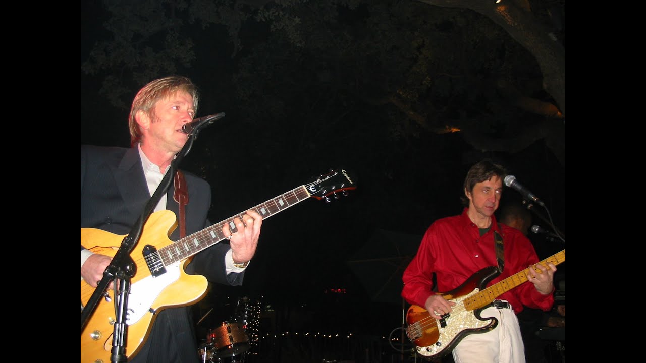 The Mo-Dels of San Antonio,Texas performing "I Got a Feeling" at Poco ...