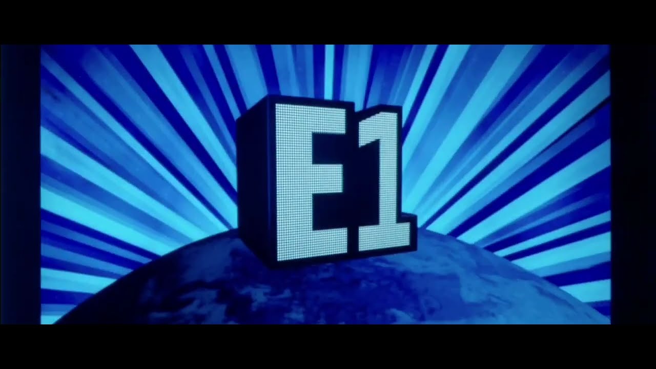E1 Entertainment/Summit Entertainment/DC Comics (2010) - YouTube