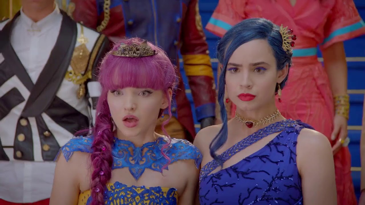 Descendants 2 memorable moments clip 25 - YouTube
