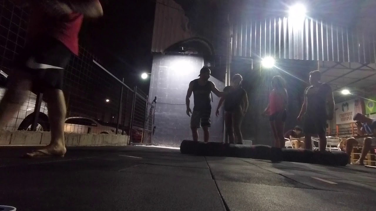 Treinando com a Worm - Crossfit - YouTube