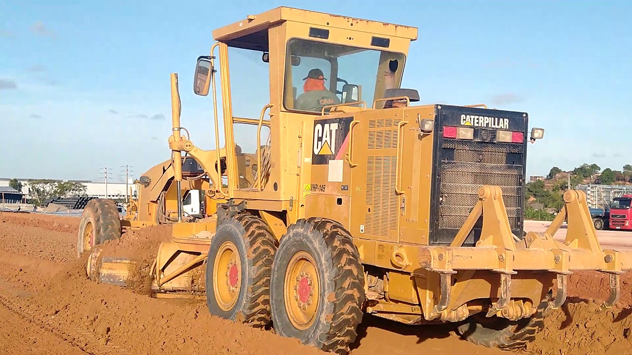Motoniveladora Caterpillar 120k - YouTube