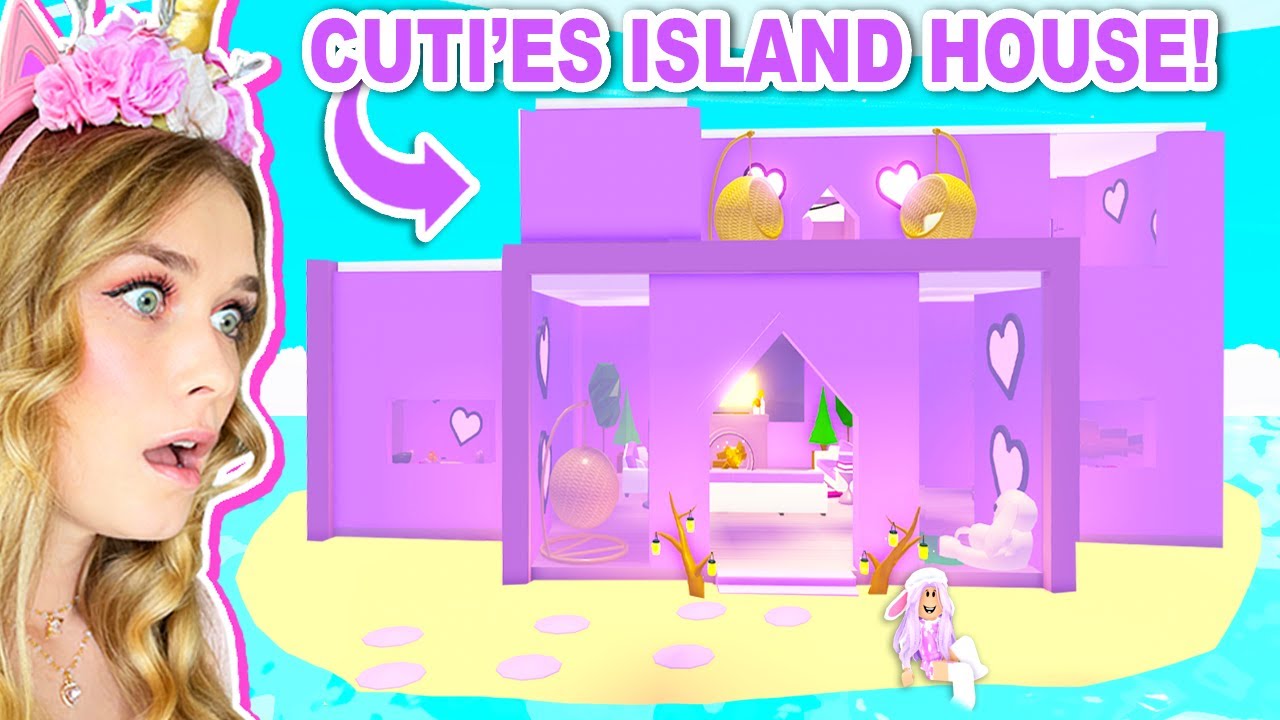 Building CUTIE A ISLAND HOUSE On My YOUTUER ISLAND In Adopt Me! (Roblox ...