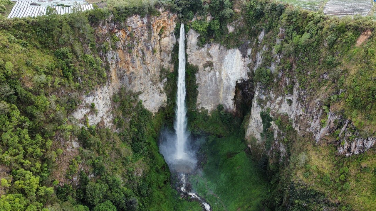 Objek wisata yang mulai terlupakan | Air Terjun Sipiso-piso | Sipiso ...