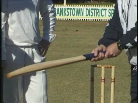 The correct Grip of Cricket bat. - YouTube
