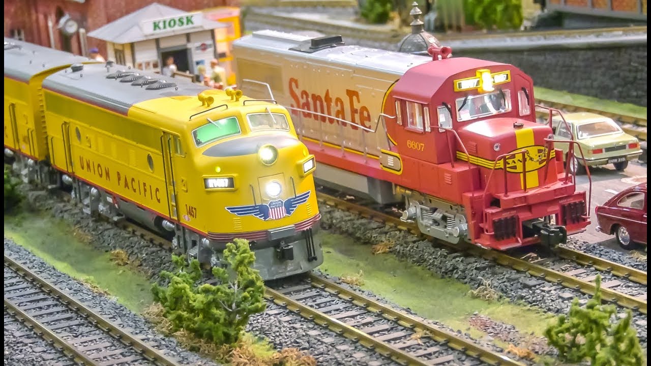 AWESOME big scale Trains in motion on a wonderful display! - YouTube