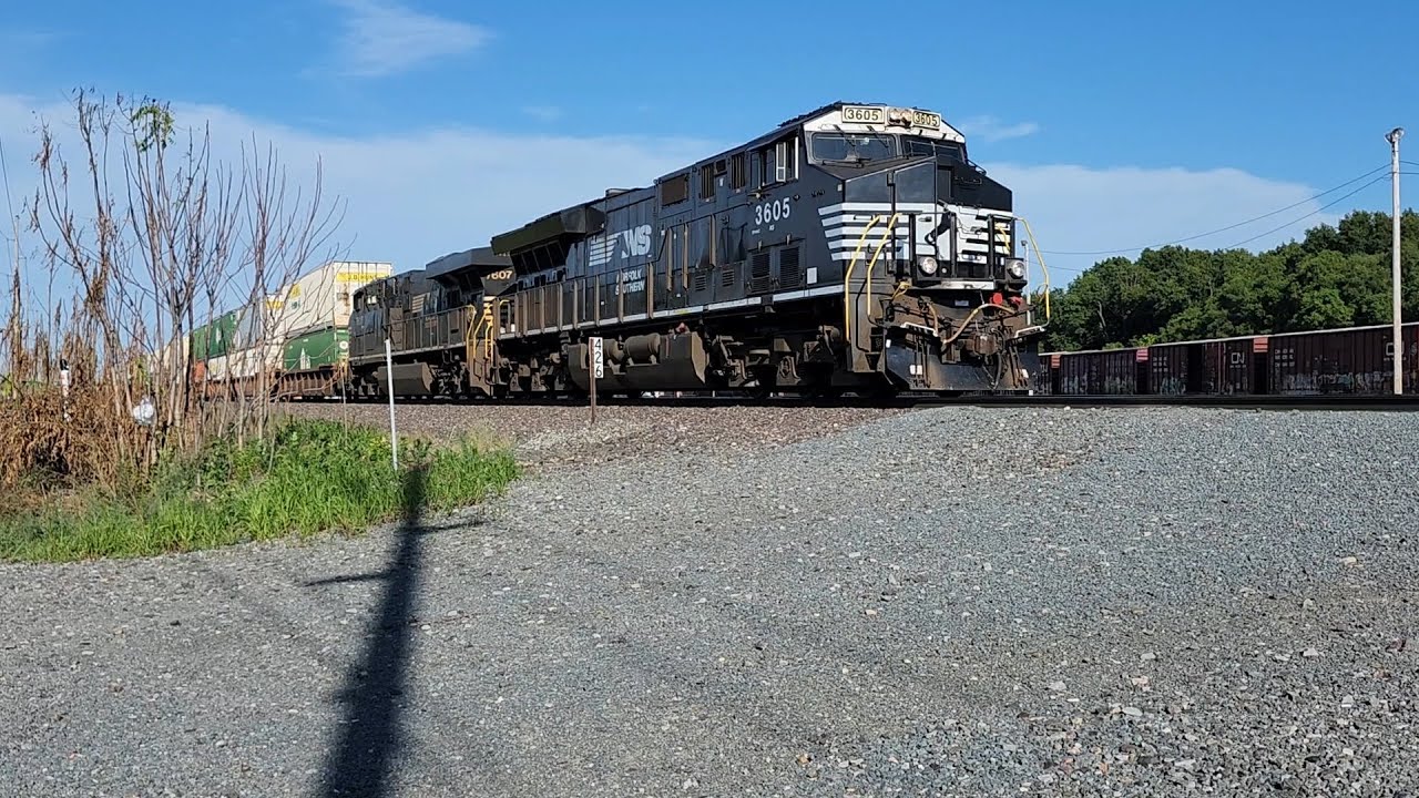NS Intermodal Passes Norfolk Southern Elkhart Railyard 7/2/24 - YouTube