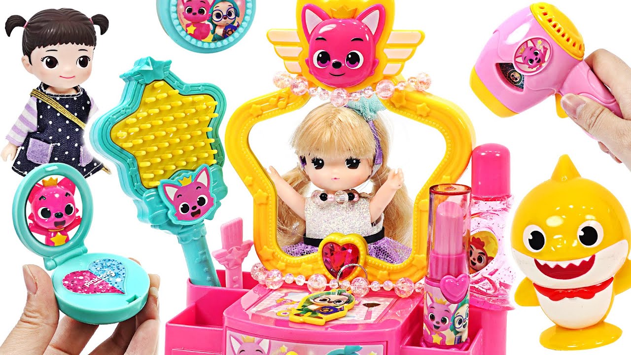 콩순이 아기상어 엄마상어와 핑크퐁 요술 화장대에서 예쁘게 화장해요 Pinkypoptoy Youtube
