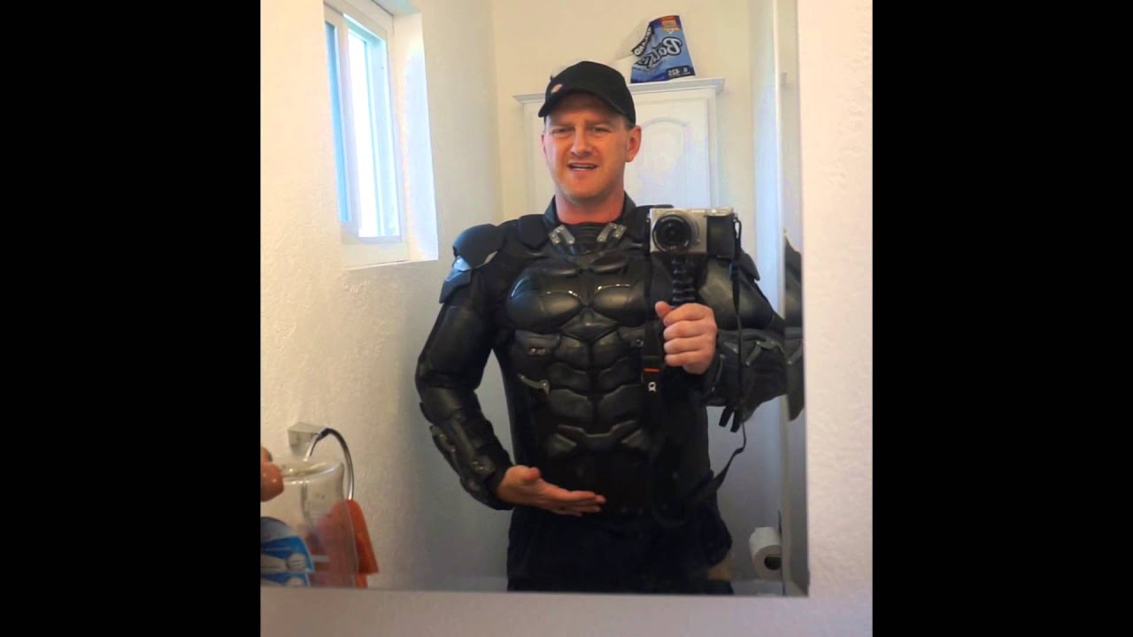 UD Replicas Batman Arkham Knight Suit Update - YouTube