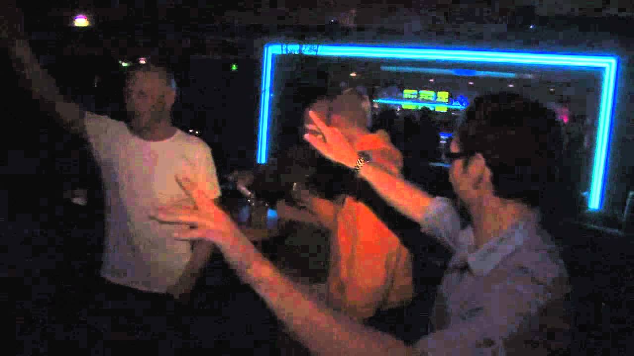 DJ Benjamin feat. Michele McCain live@tourtheworld.com - YouTube
