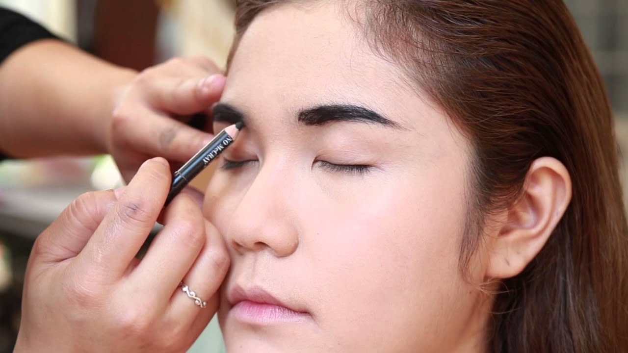 Look Lady dang Makeup by praewmaii - YouTube