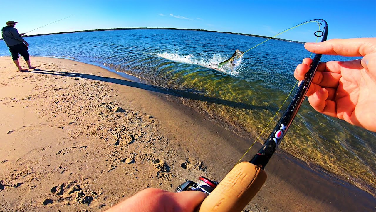 Fishing for giants in raging current on 4lb line! *YOUTUBE FIRST* - YouTube