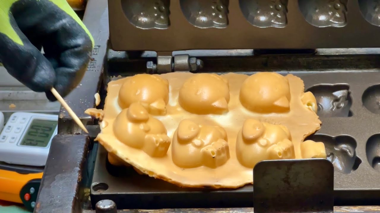 Amazing Taiwanese Street Food, Crispy Egg Waffle Cake Making - YouTube