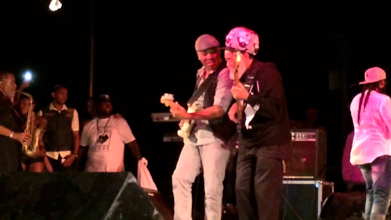 Tarrus Riley live in concert in Belize - YouTube