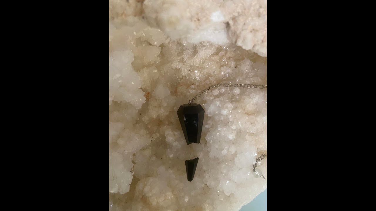 Pendulum Reading with a broken pendulum / Paranormal Majik / Will a ...