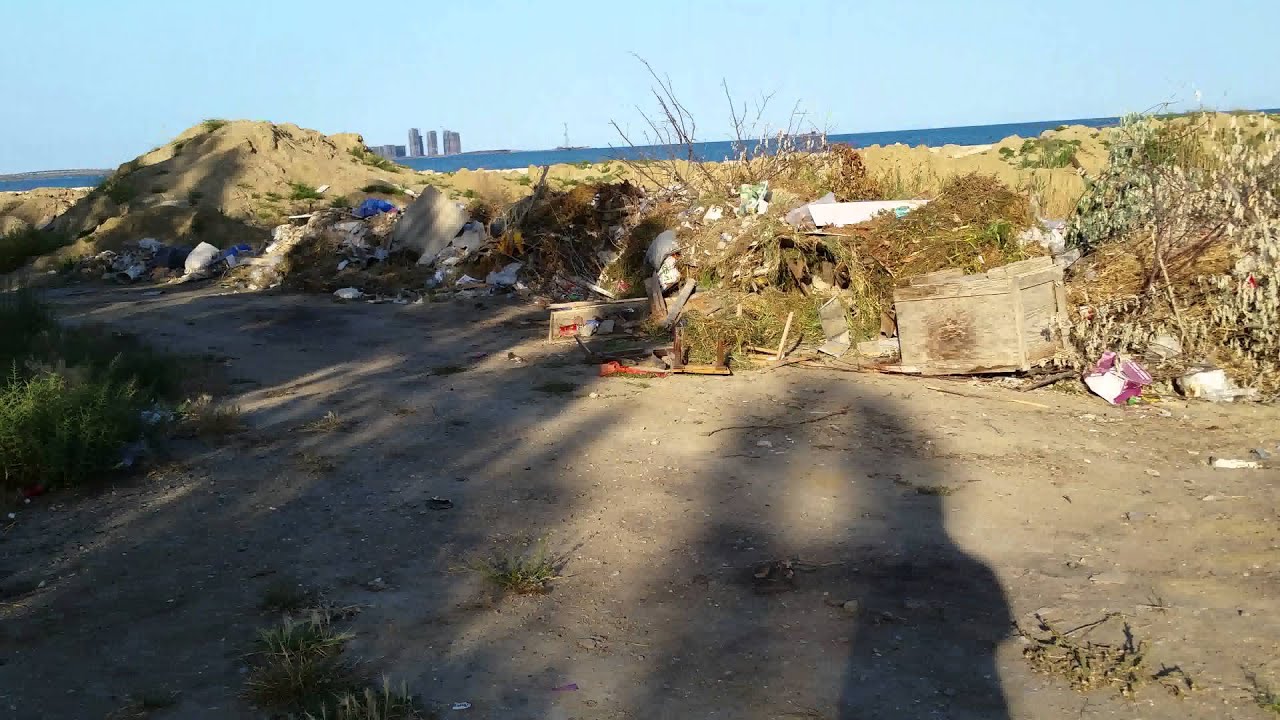 Pollution in Azerbaijan. Baku - YouTube