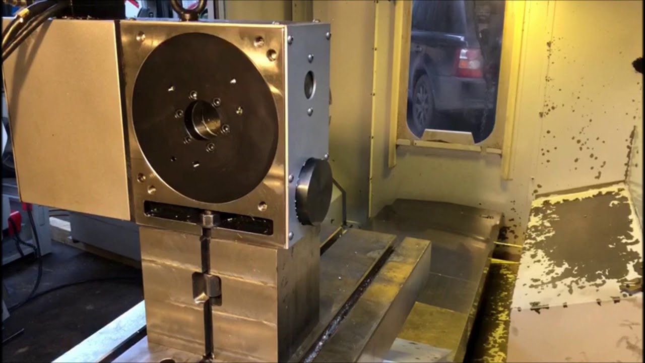 HAAS ES-5 5 Axis Horizontal Machining Centre - YouTube