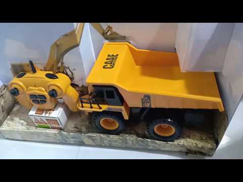 baby bear TV-try to open large truck driver