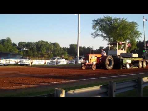Otter Creek Redneck | Tractor Pull - Prairie Farm #5 - E032 - YouTube