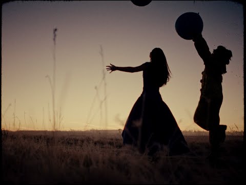 Luiza Monteiro - Pipe Dreams