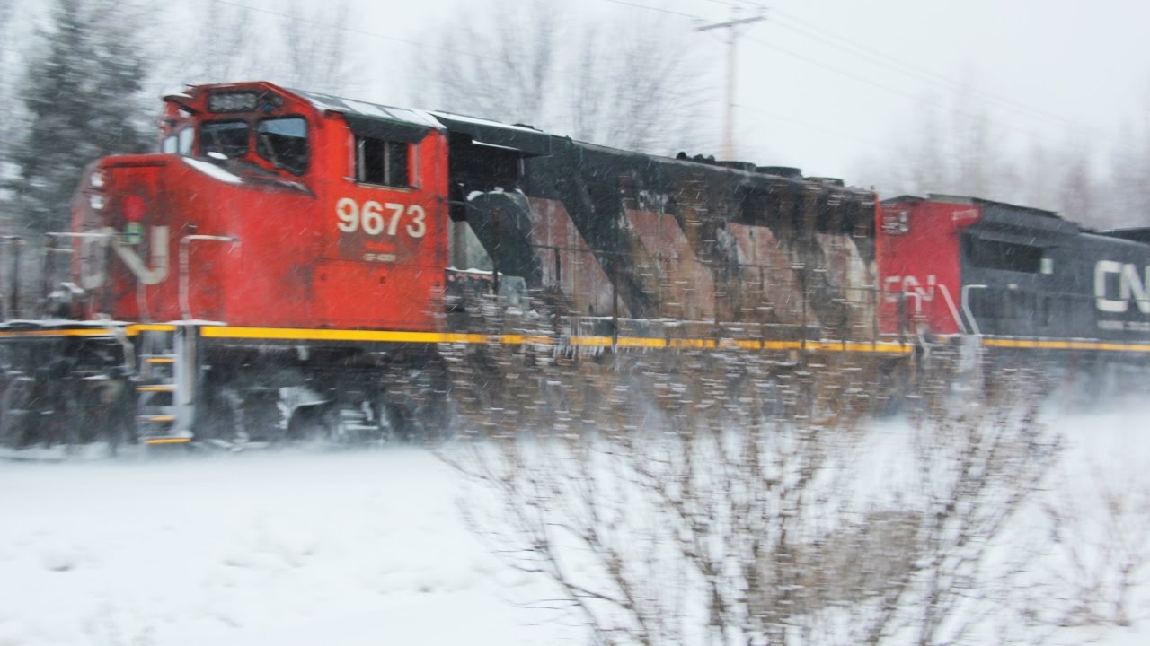 CN 460 CN 2178 9673 StPaulin 18Jan17 78 cars - YouTube
